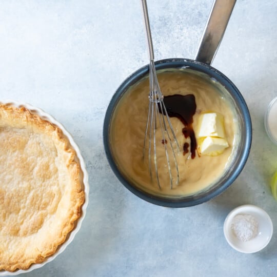 Butterscotch Pie with Meringue - Easy Dessert Recipes