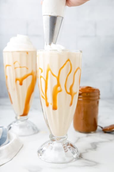 Dulce de Leche Milkshake Recipe - Easy Dessert Recipes