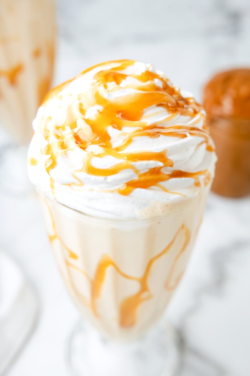 Dulce de Leche Milkshake Recipe - Easy Dessert Recipes