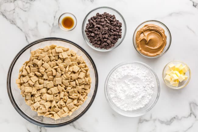 Homemade Puppy Chow Recipe (15 minutes!) - Easy Dessert Recipes