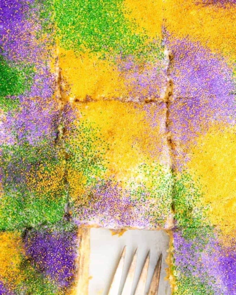 King Cake Poke Cake Recipe - Easy Dessert Recipes