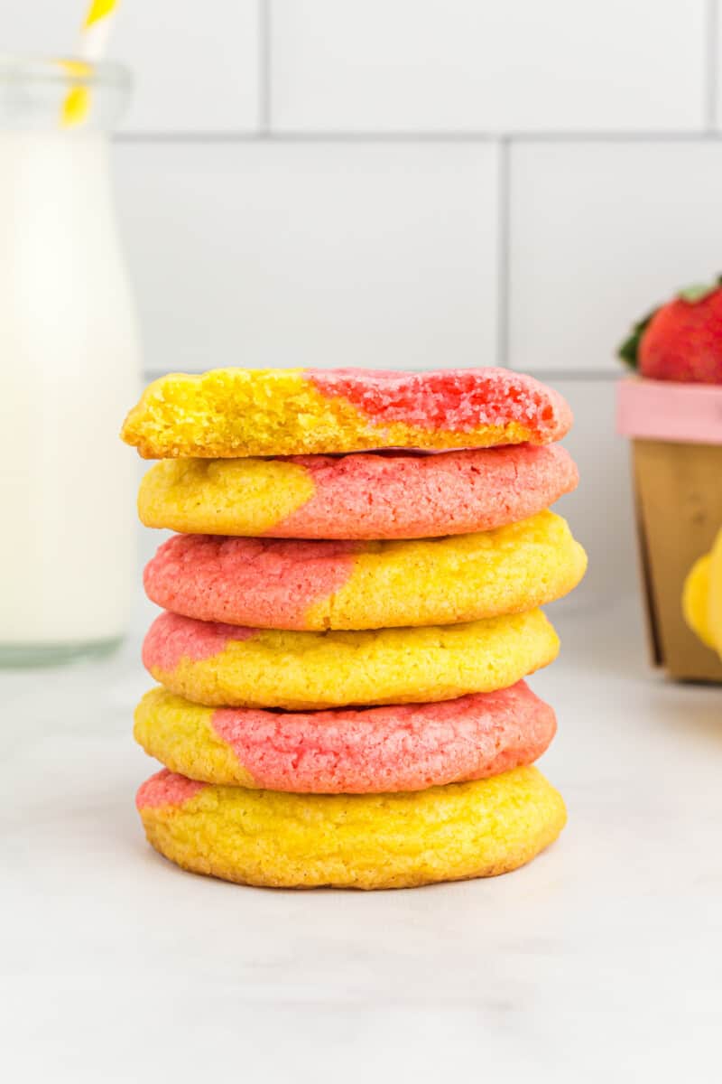 Strawberry Lemonade Cookies Recipe - Easy Dessert Recipes