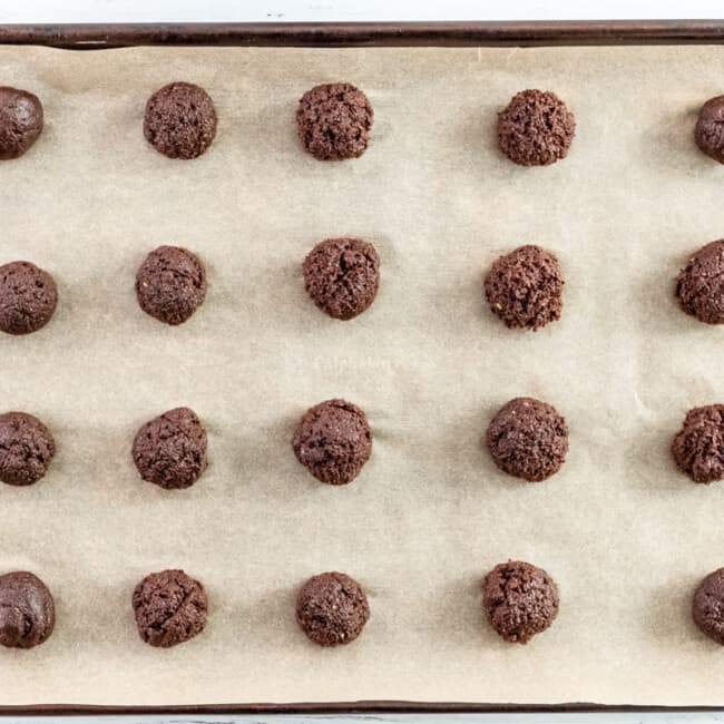 Homemade Homemade Thin Mints Recipe - Easy Dessert Recipes