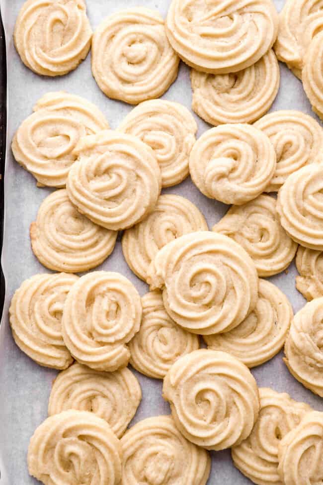 Butter Cookies - Easy Dessert Recipes