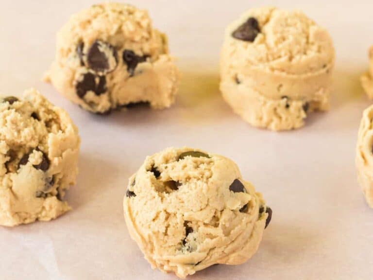 Is it Safe to Eat Raw Cookie Dough? - Easy Dessert Recipes