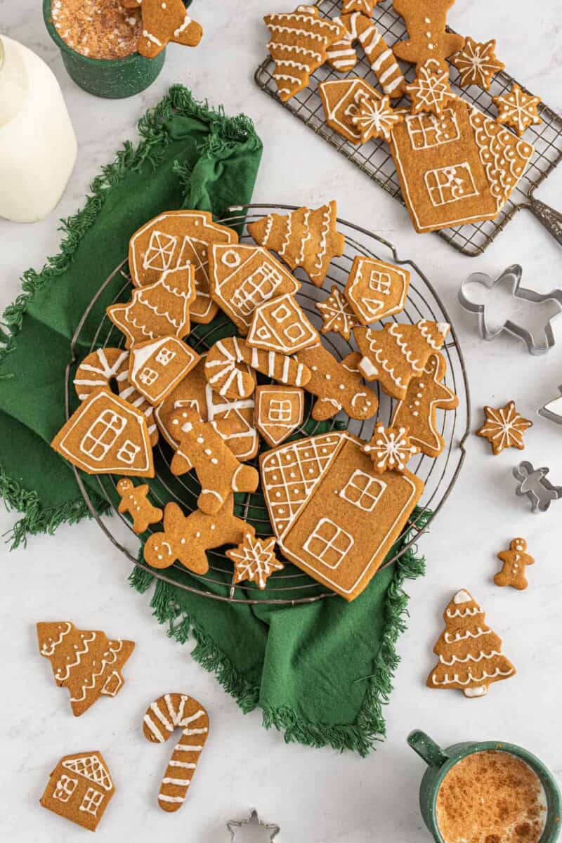 Iced Gingerbread Cookies Recipe - Easy Dessert Recipes