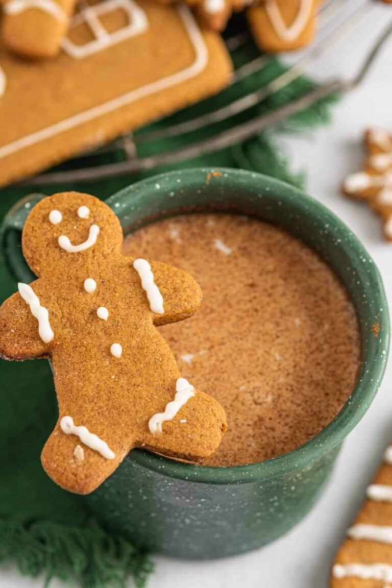 Iced Gingerbread Cookies Recipe - Easy Dessert Recipes